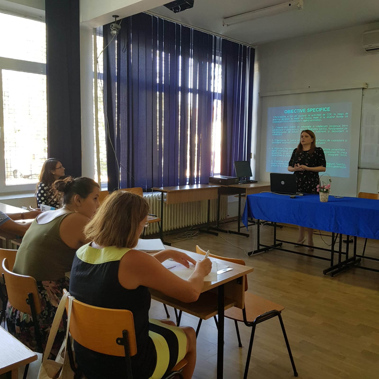 Universitate - Piata muncii